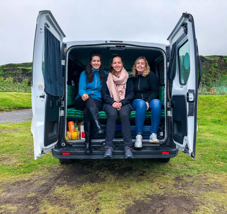 Iceland Road Trip - Exploring Iceland in 16 Days with 9 People and 2 Vans